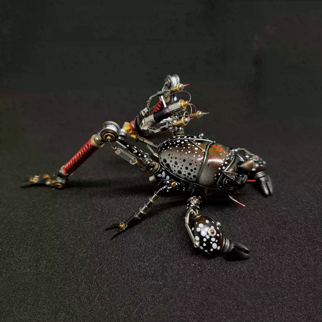 Mechanical Insect Mutant, Sci-fi Fantasy Figurine, 3D Robot Creature ...