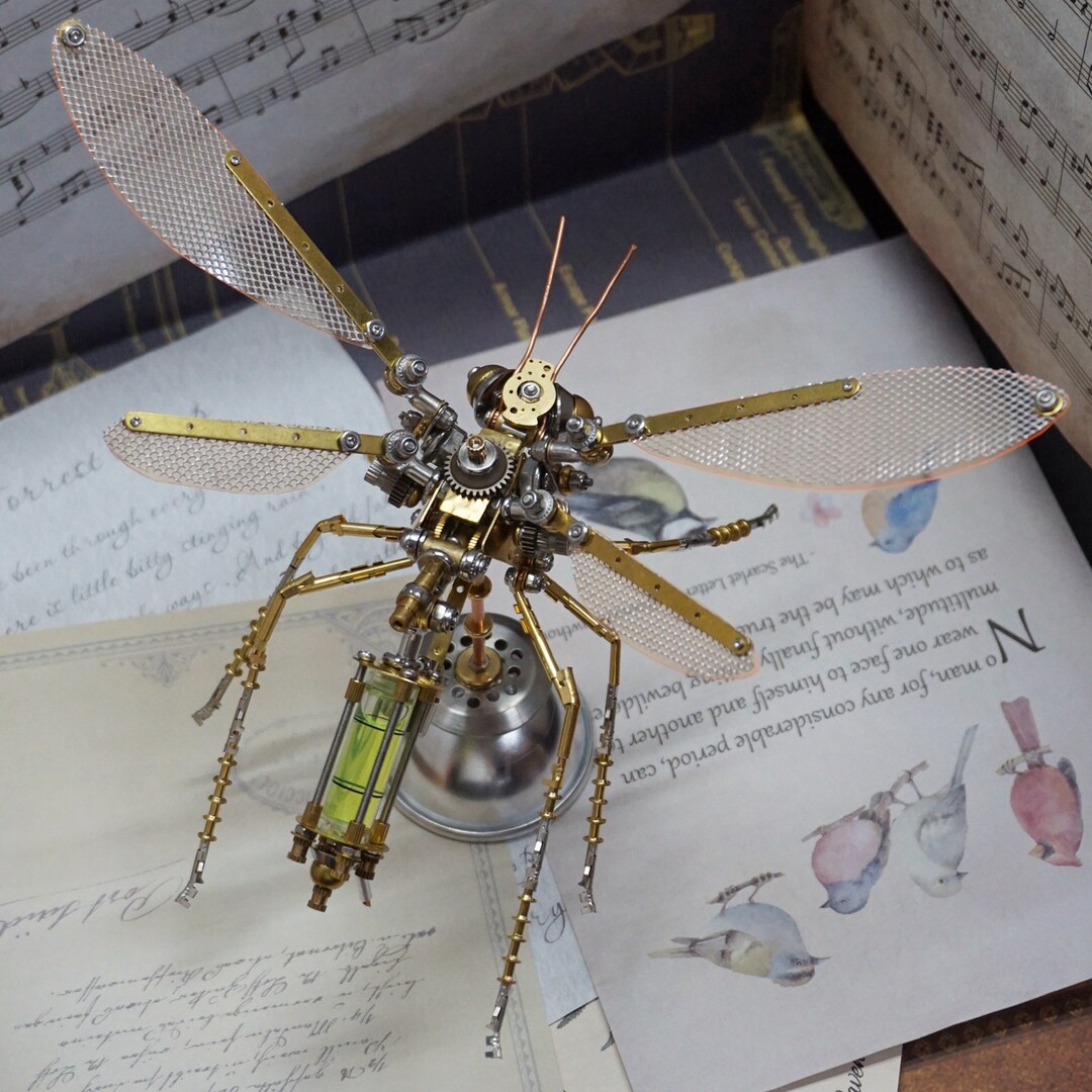 Biochemical Mechanical Hornet Sculpture, Handmade Metal Artwork Insect ...