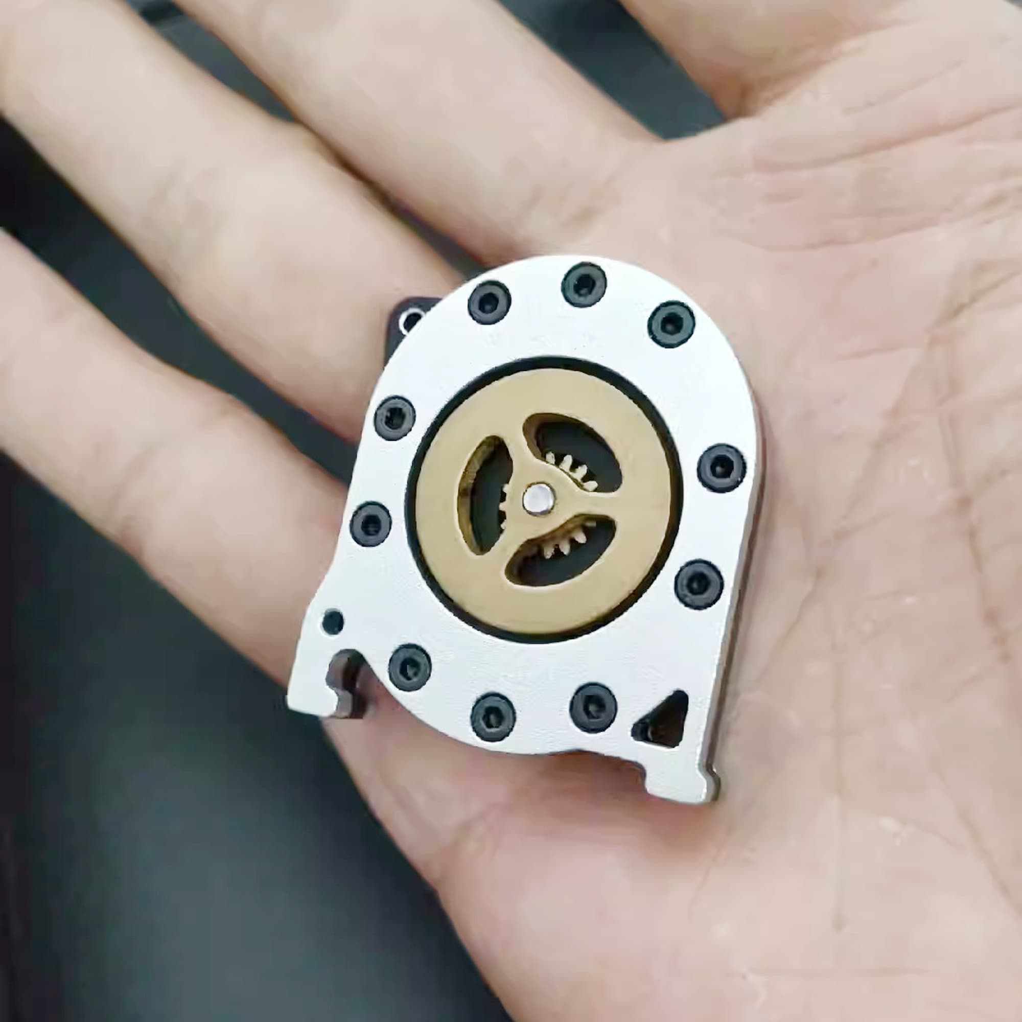Well-crafted Wankel Rotary Engine, CNC Cutting Fidget Spinner Keychain ...