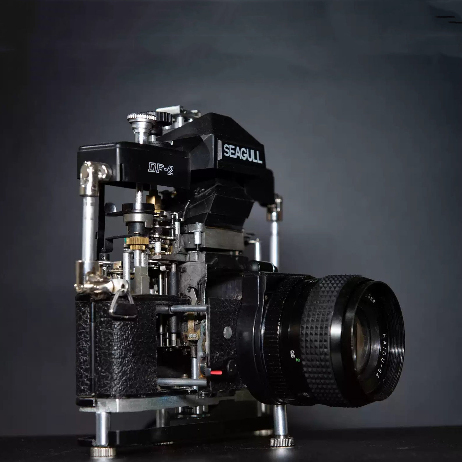 Cyberpunk Nixie Tube Clock Integrated in A Disassembled Mechanical ...