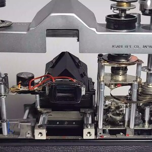 Disassembled 3D Mechanical Camera, Deconstructed Art, Decorative ...