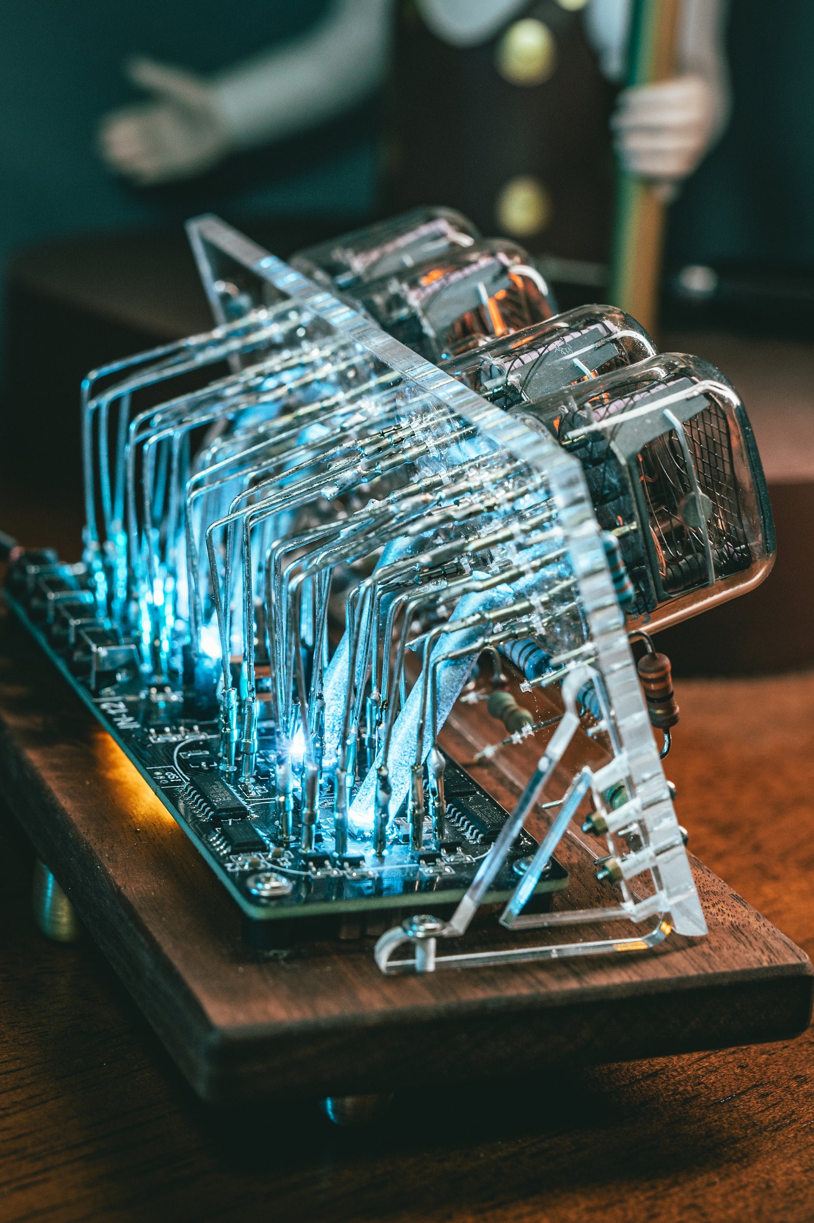 Nixie Tube Clock Cyberpunk Table Lamp Table Clock Neat Beautiful ...