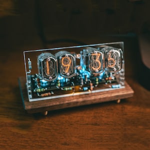 Nixie Tube Clock Cyberpunk Table Lamp Table Clock Neat Beautiful ...