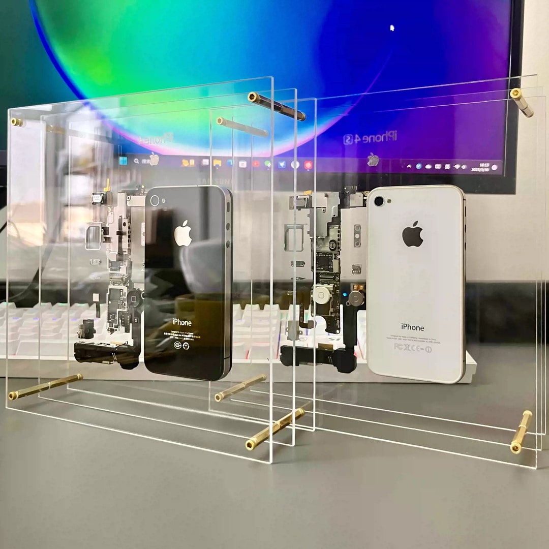3D Disassembled iPhone 4 Artwork A Stunning Sculpture of Technology ...