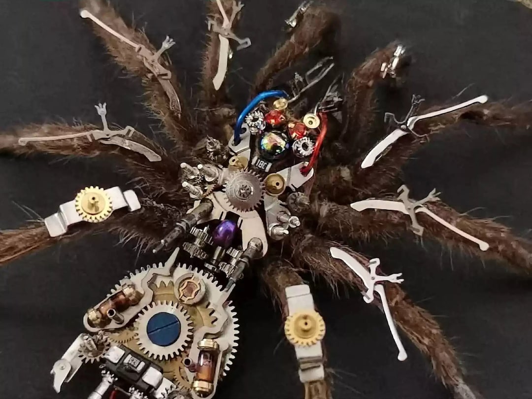 Cyberpunk Tarantula Spider Features a Electro-mechanical Body ...