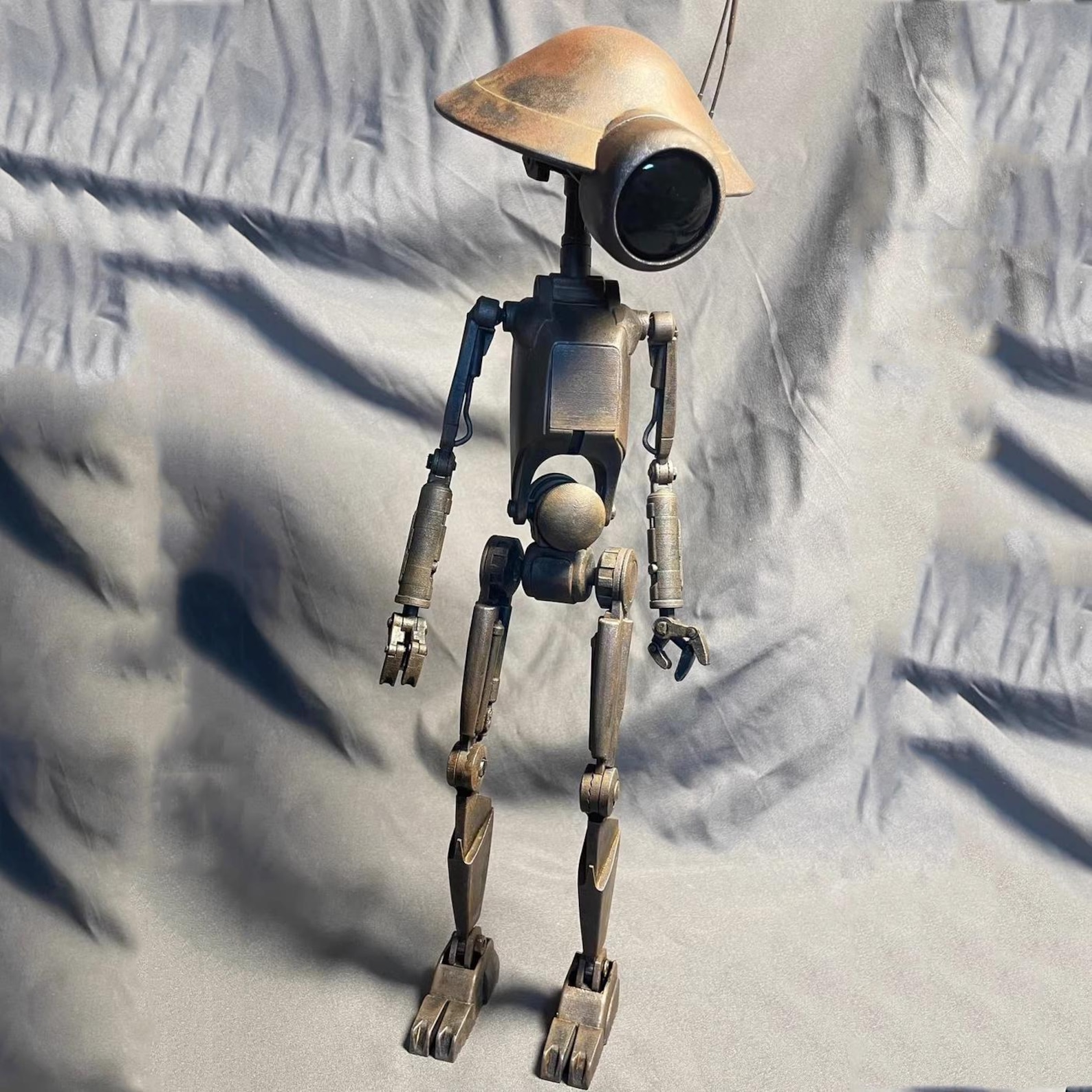 Star Wars-inspired Repair Droid, Handmade Crafts 3D Sculpture ...