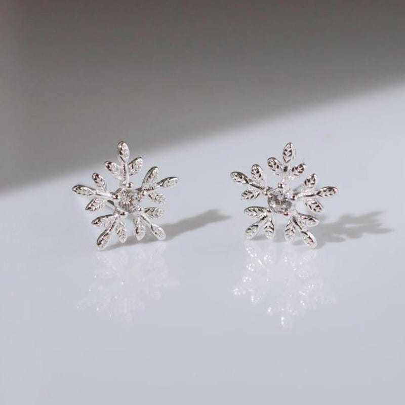 Snowflake Necklace and Earrings - Etsy