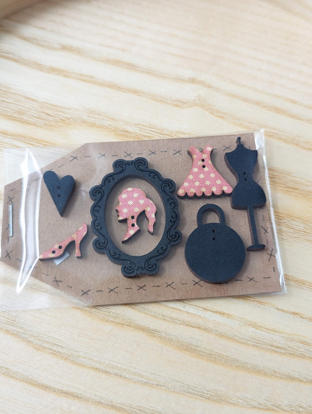 Girly Buttons: Wooden & Linen Designer Button Set - Etsy