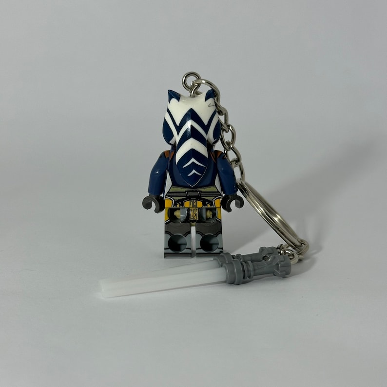 Ahsoka Tano Keychain - Star Wars Minifigure Keyring the Mandalorian - Etsy
