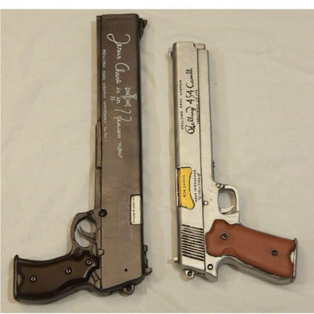 1:1 Hellsing Weapon Props Casull Jackal Guns None Metal Alucard Pistols ...
