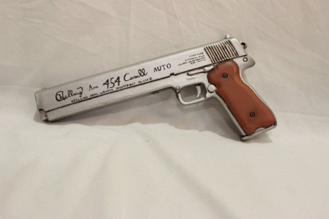 1:1 Hellsing Weapon Props Casull Jackal Guns None Metal Alucard Pistols ...