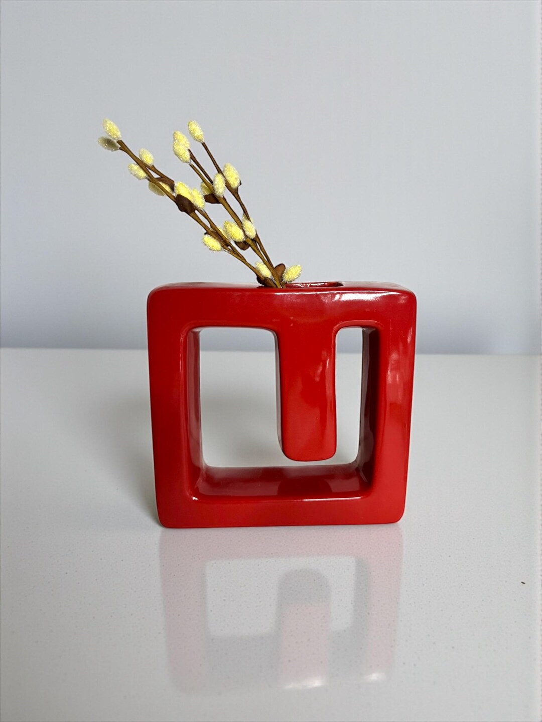 Bold Red Ceramic Memphis Style Design Vase Post Modern Vase Retro Home ...