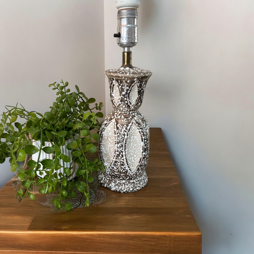 Vintage MCM Ceramic Accent Lamp Carved Textured Surface /splatter Glaze ...