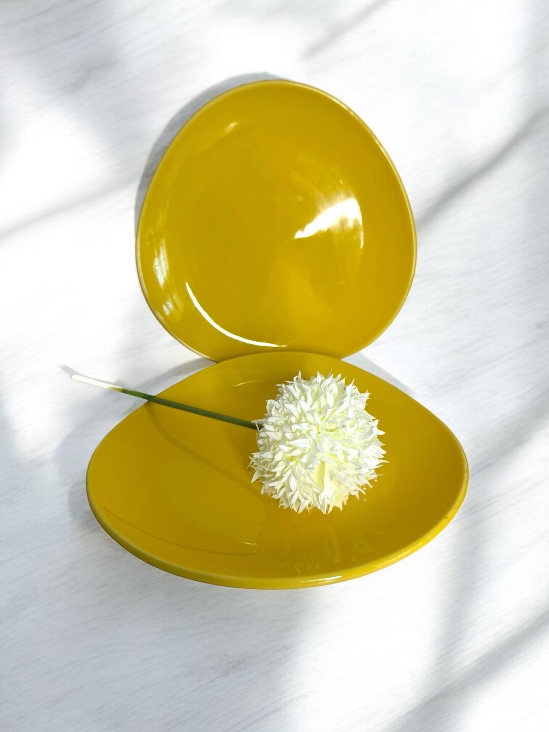 Vintage Homer Laughlin Yellow Triangular Small Dinner Plates /luncheon ...