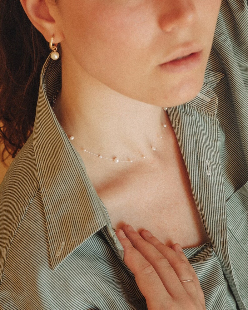 Fishing Line Pearl Necklace - Floating Pearl Illusion Choker - Pearl ...