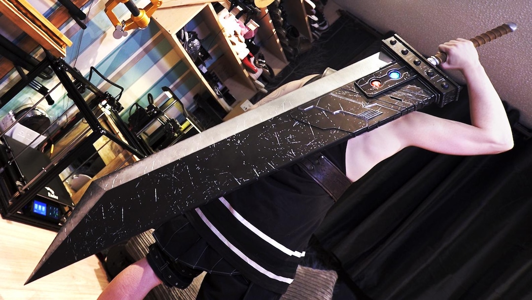 Cloud Strife Buster Sword Prop: Final Fantasy VII Remake, RGB Materia ...