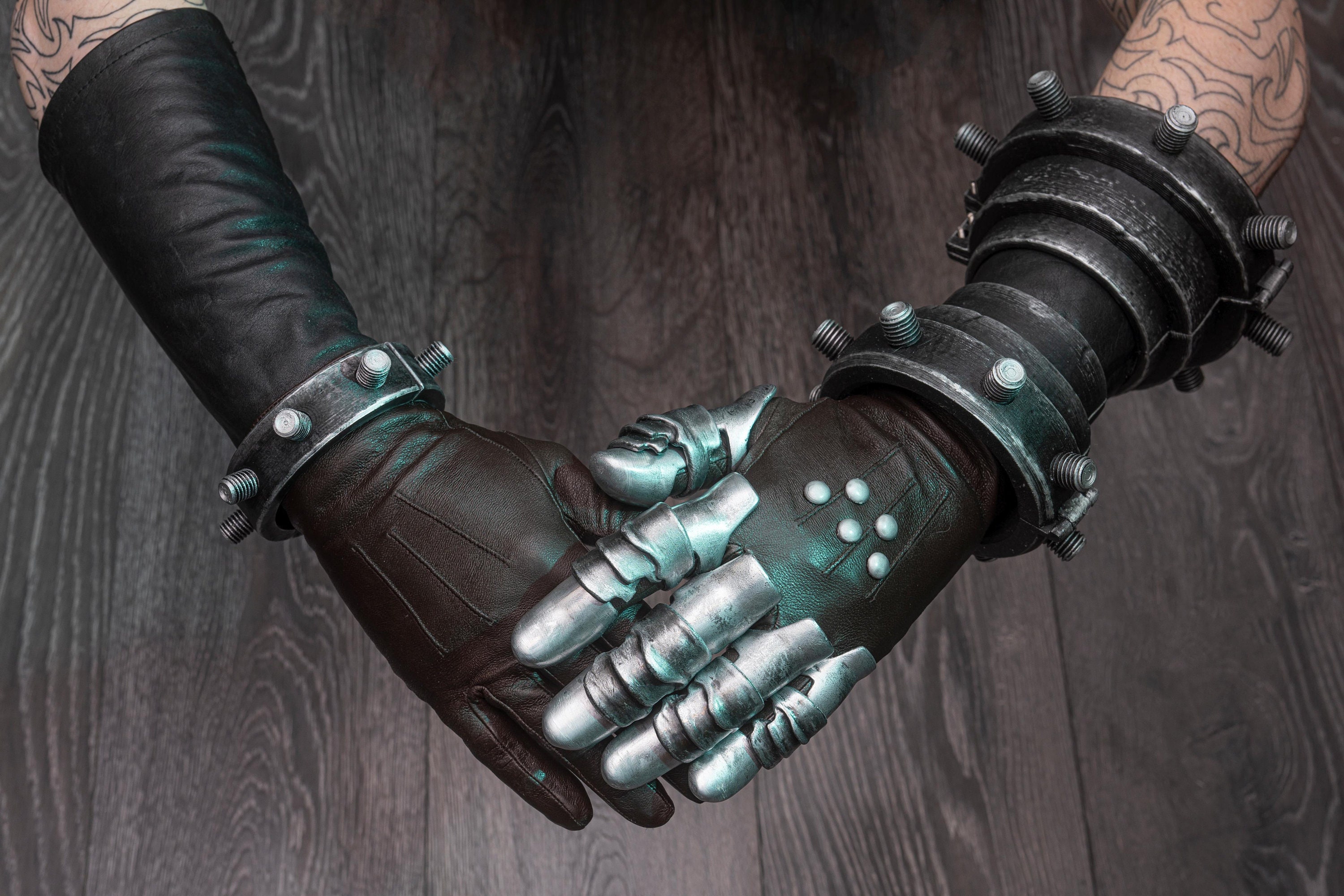 Cloud Strife Bangle and Leather Sleeves 3D PRINTING and SEWING PATTERN ...