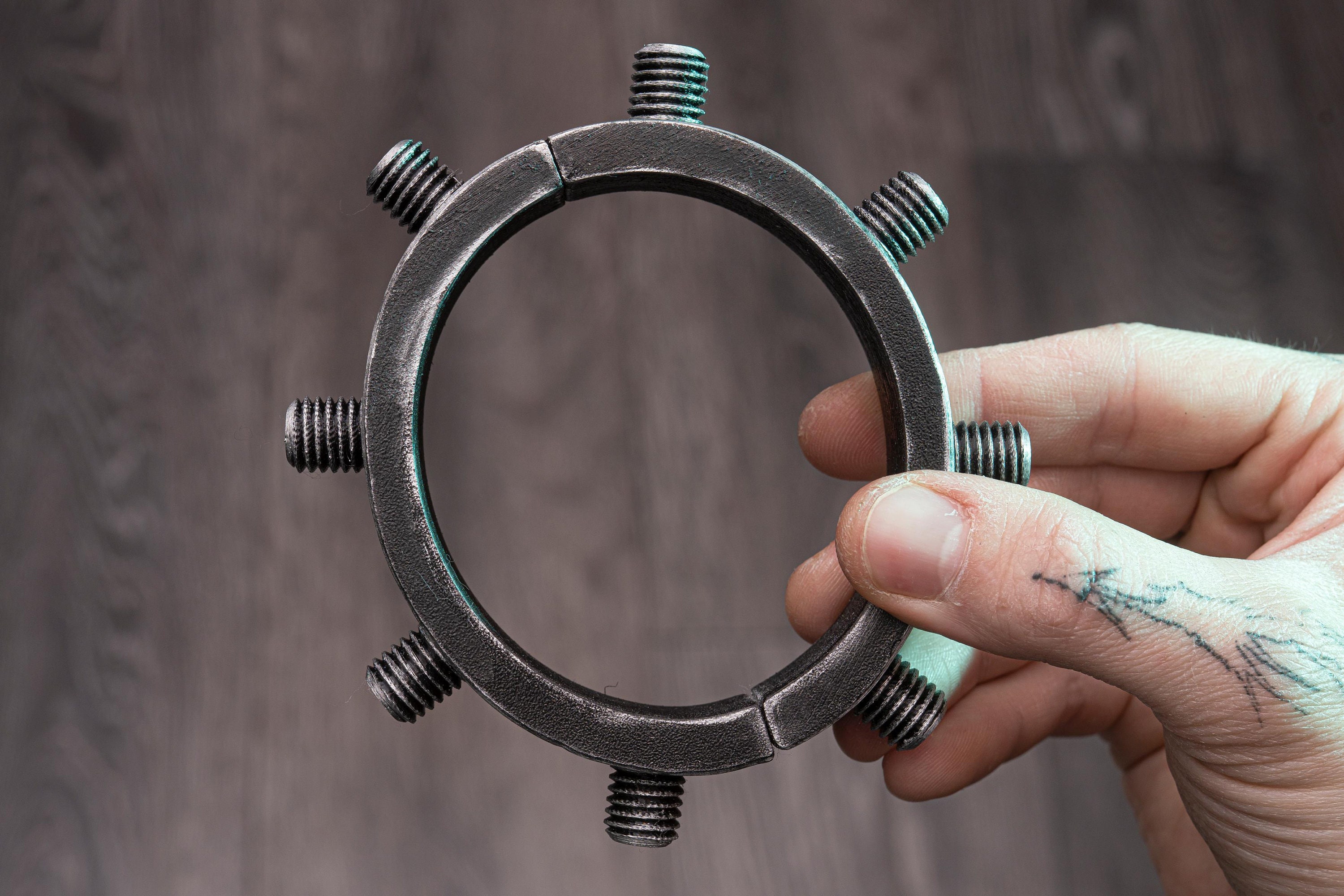 Cloud Strife Bangle and Leather Sleeves 3D PRINTING and SEWING PATTERN ...