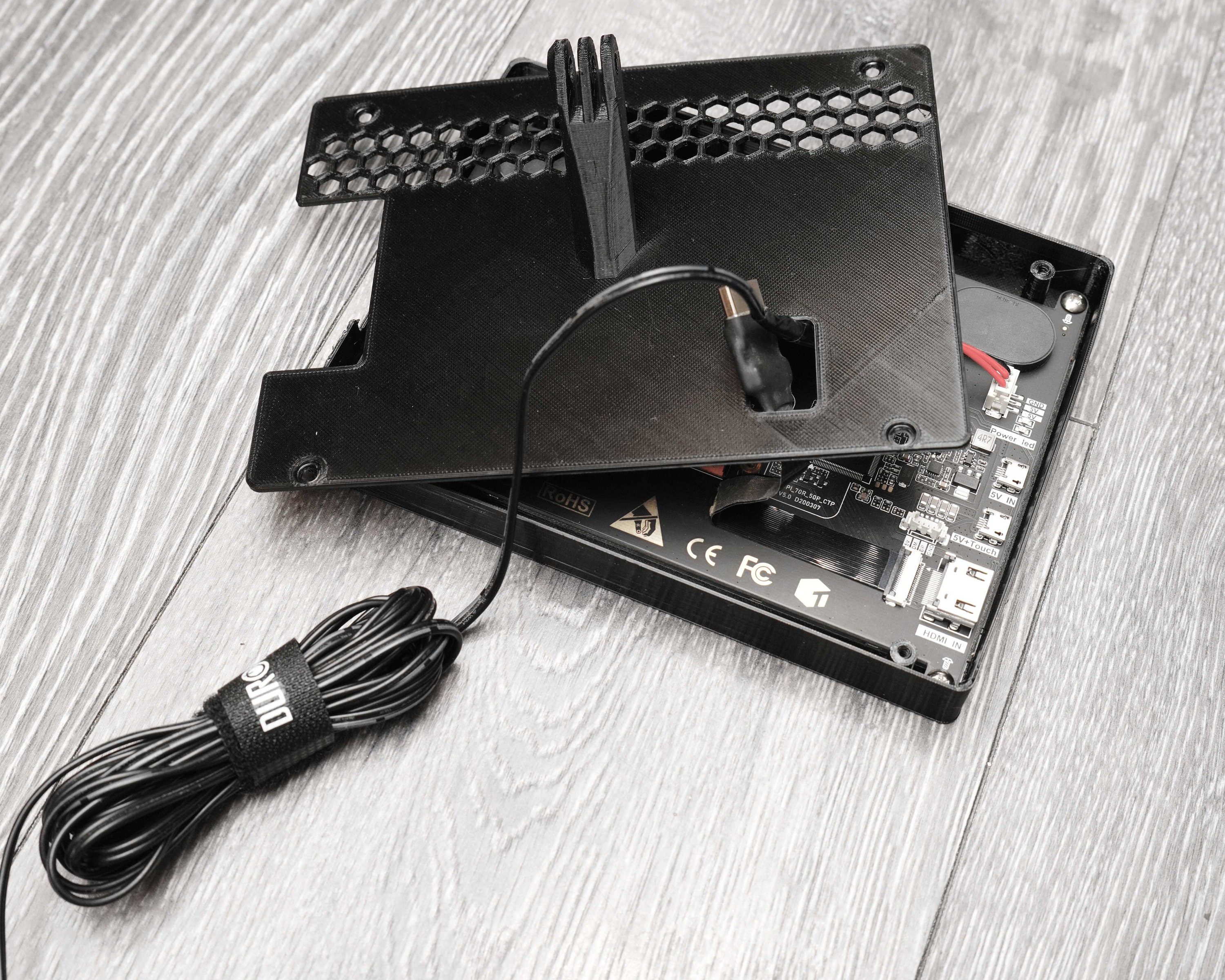 7 Inch LCD Tilting Monitor Mount for Raspberry Pi Hanging CCTV Panel ...