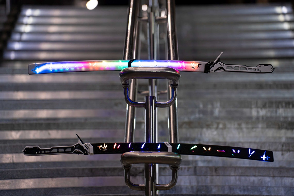 Cyberpunk 2077 RGB Arasaka Thermal Katana + Sheath + Tutorials ...
