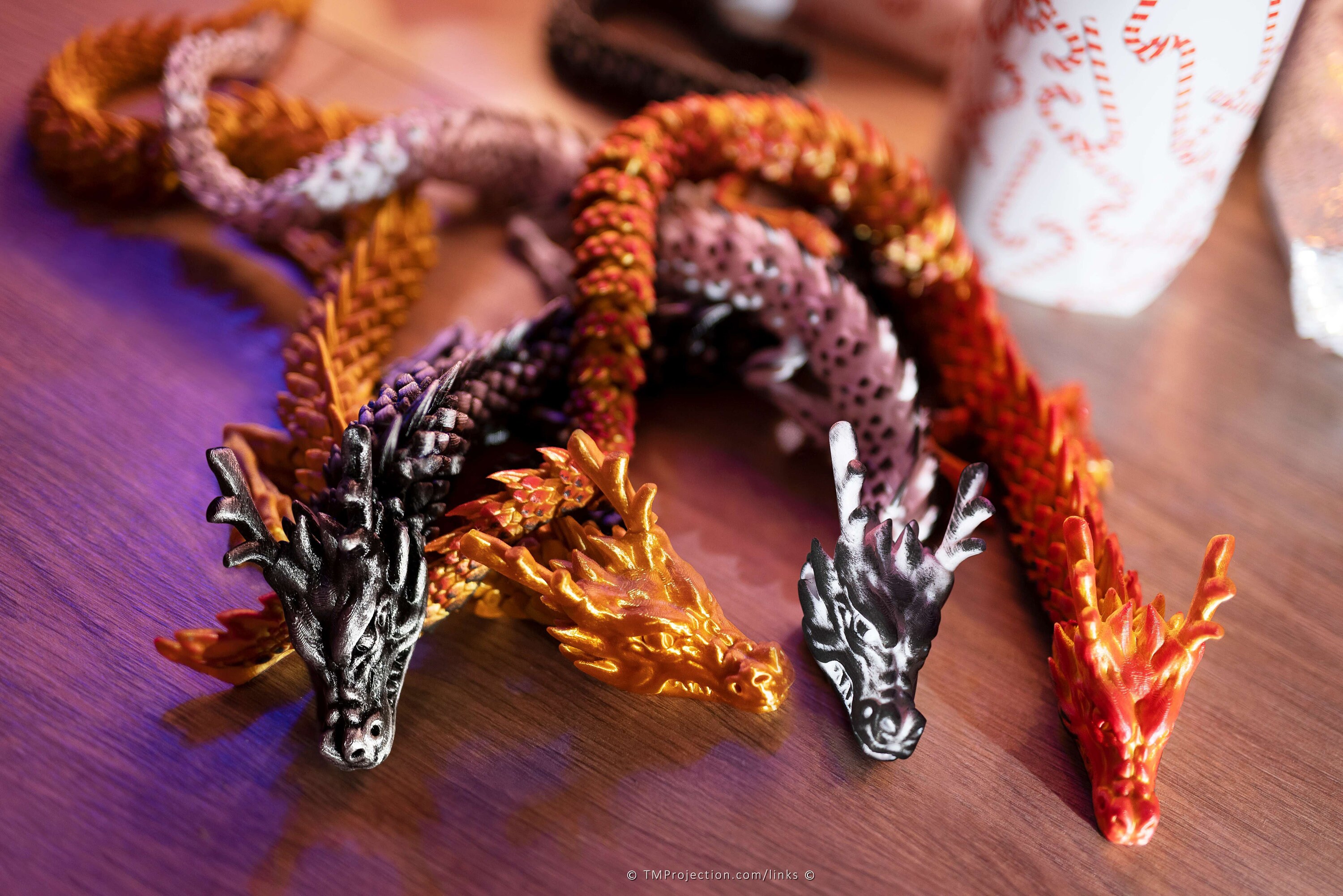 Traditional Japanese Oriental Dragon Articulated Fidget Toy Display ...