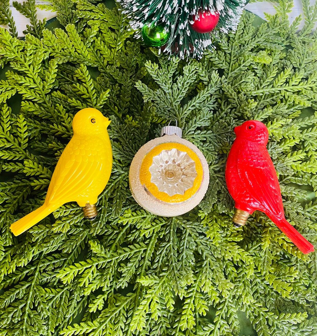 Vintage Bird Christmas Light Bulbs: Red & Yellow Figural C6 String ...