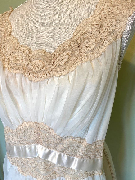 1960s Vanity Fair Ivory Chiffon Peignoir/Nightgown, S… - Gem