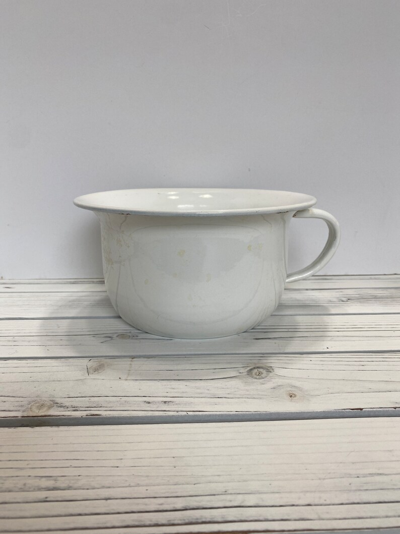 Vintage White Enamelware, Vintage Chamber Pot, Rustic Farmhouse Planter ...