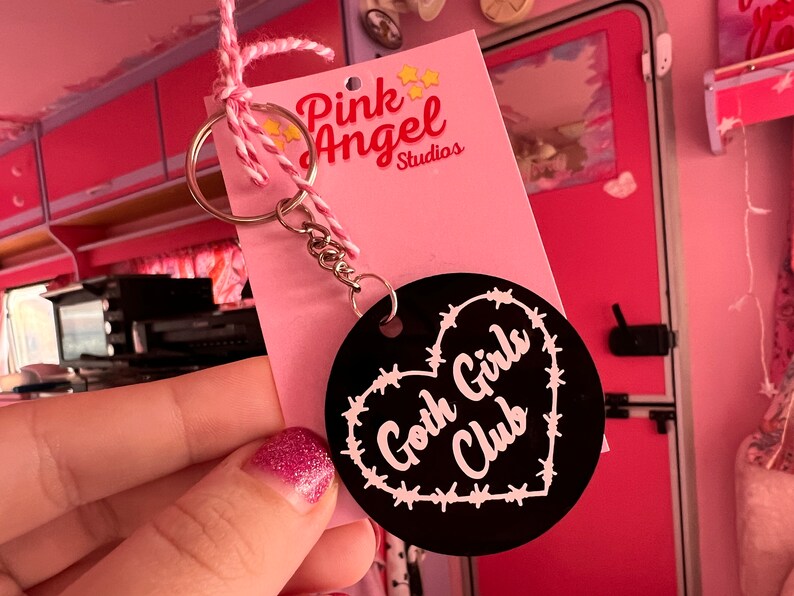 GOTH HEART KEYRING | Goth Girls Club Keyring | Gothic Gift Ideas ...