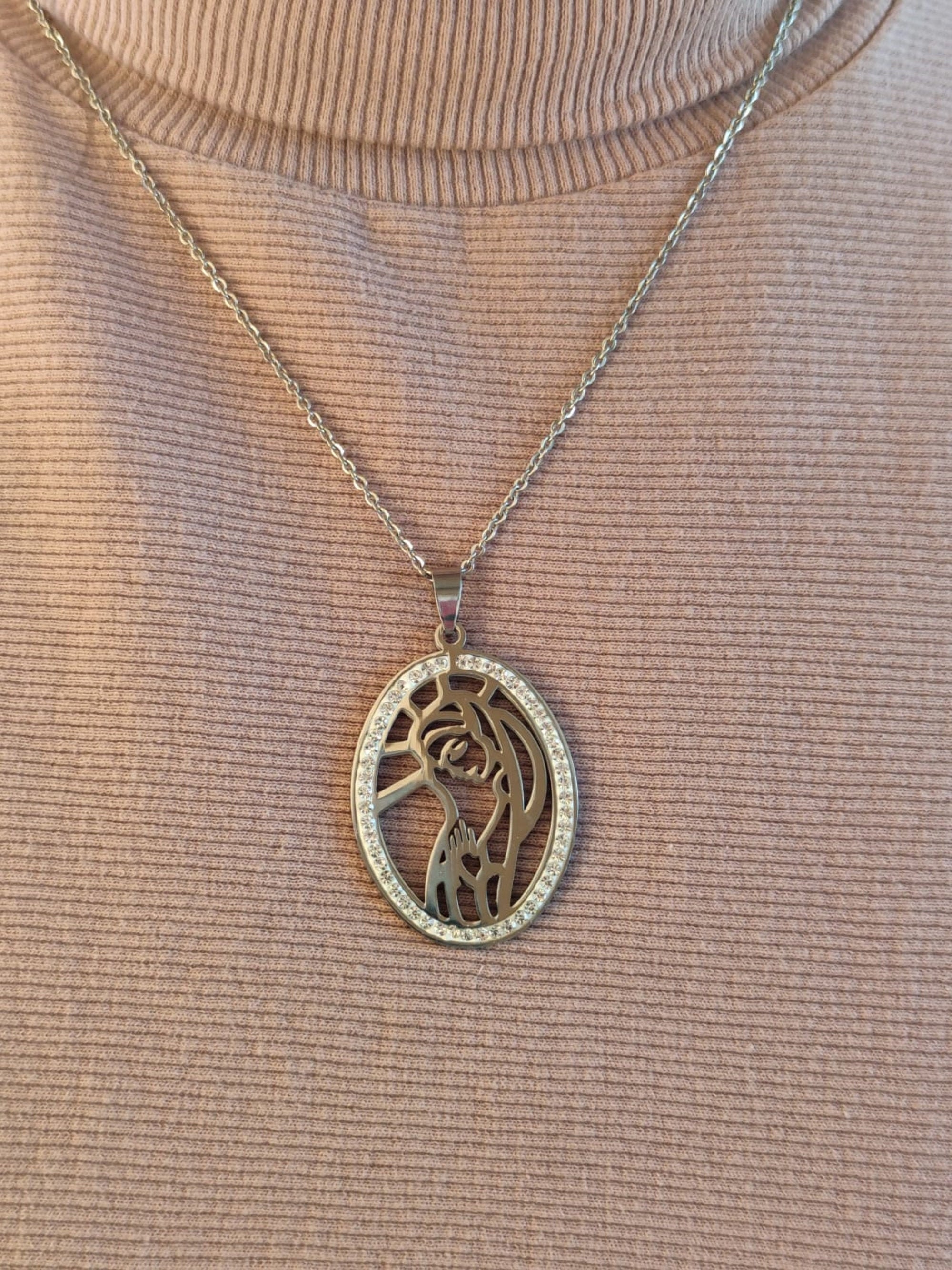 Our Lady in Prayer Necklace Chain Necklace Catholic Holy - Etsy UK