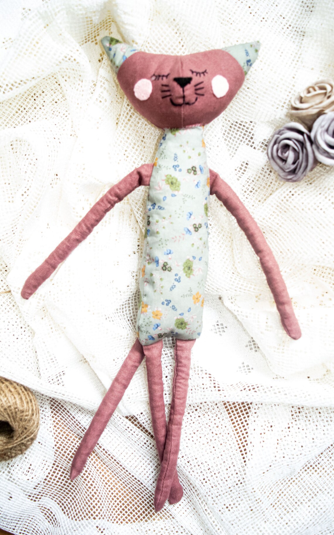 Cat Sewing Pattern and Tutorial , DIY Project, Animal Plushie Pattern ...