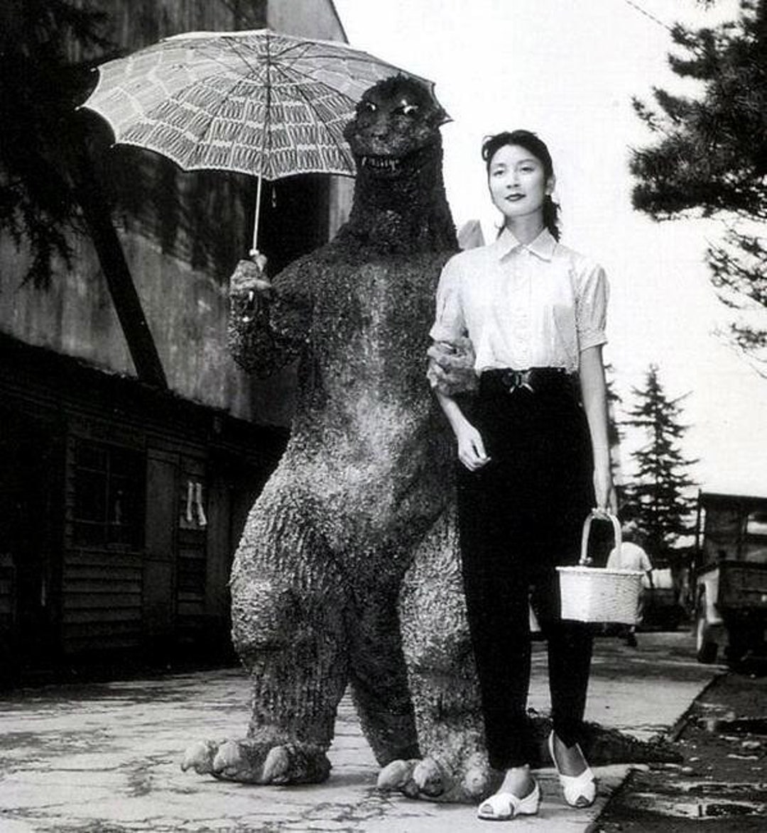 Godzilla on a Lunch Break in 1954 Behind the Scenes Photo 8 X10 Photo ...