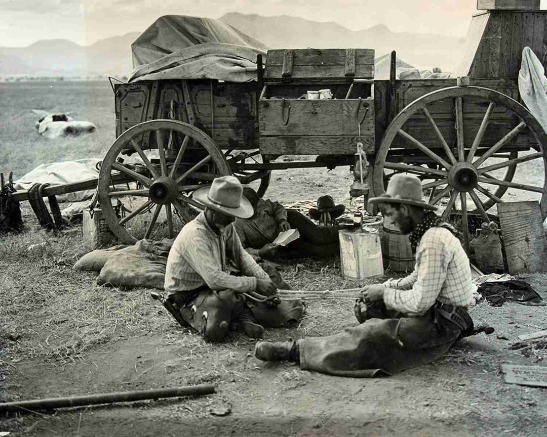 Old West Cowboys Resting Near Covered Wagon 8 X10 Vintage Old Photo on ...