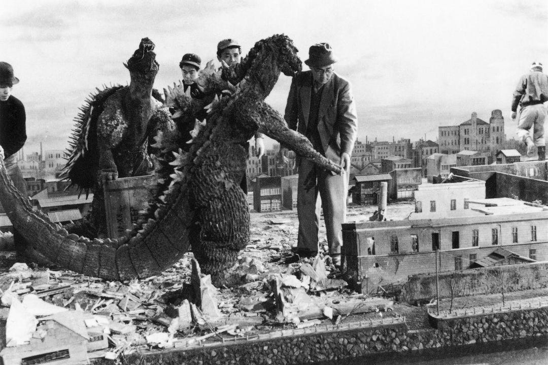 Godzilla Behind the Scenes Were Making Godzilla 1954 Photo 8 X 10 Photo ...