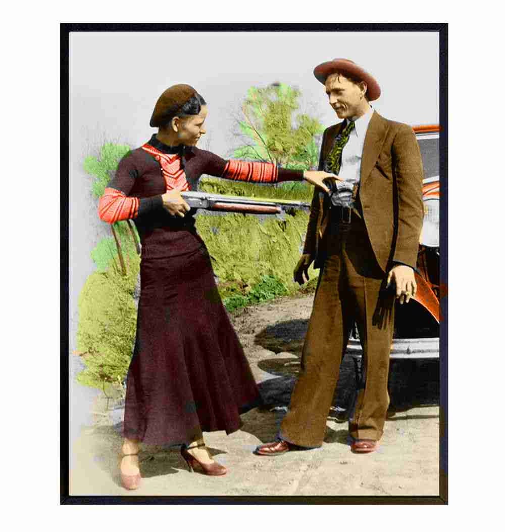 Bonnie Parker and Clyde Barrow Died in on May 23, 1934 Bonnie and Clyde ...
