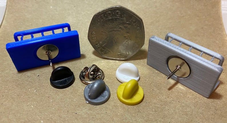 Newton's Cradle 3D Printed Pin Badge Physics Teachers - Etsy