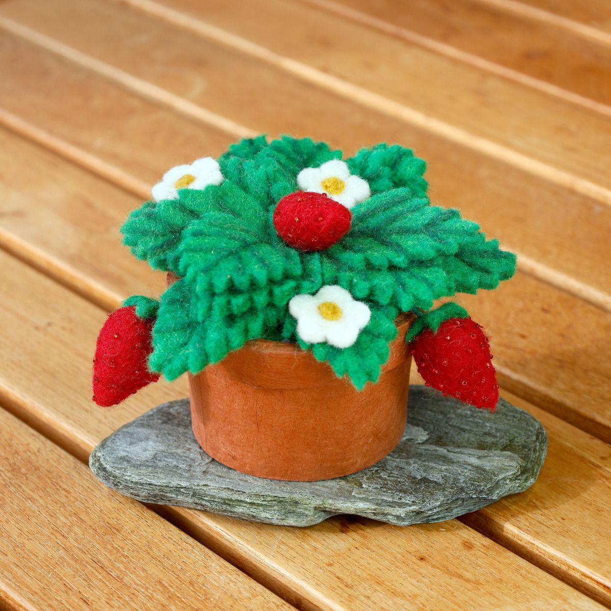 Hand-felted Flowers / Felt Flowers / Flower Decor / Felt Pansies ...