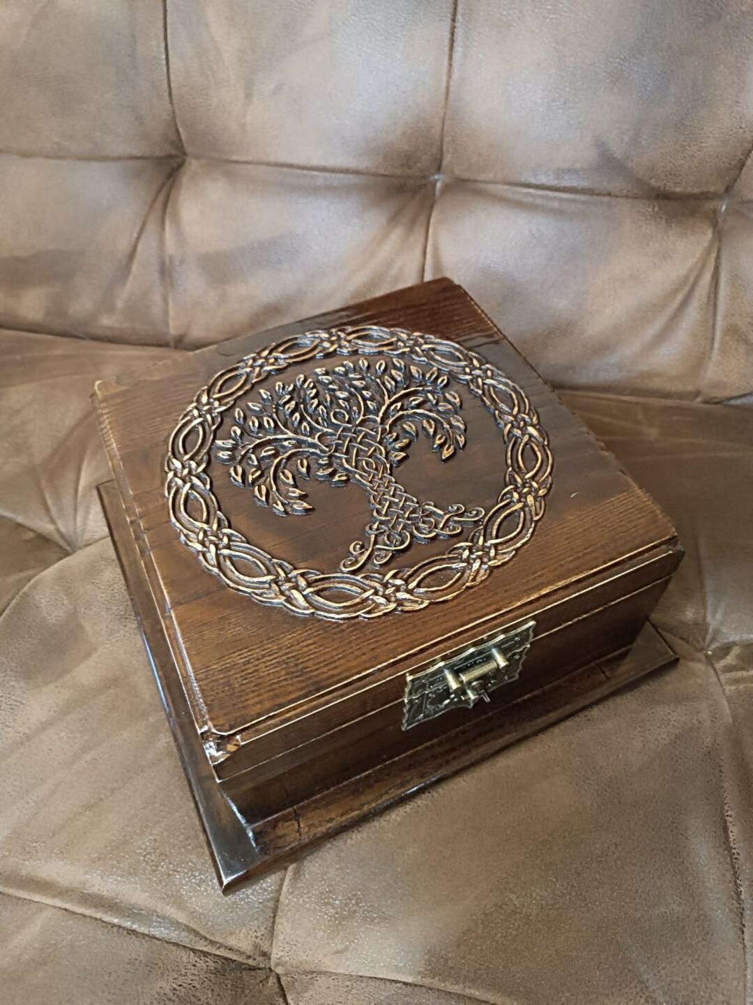 Hand Carved Tree of Life Keepsake Box: Velvet Lined Ash Wood Jewelry ...