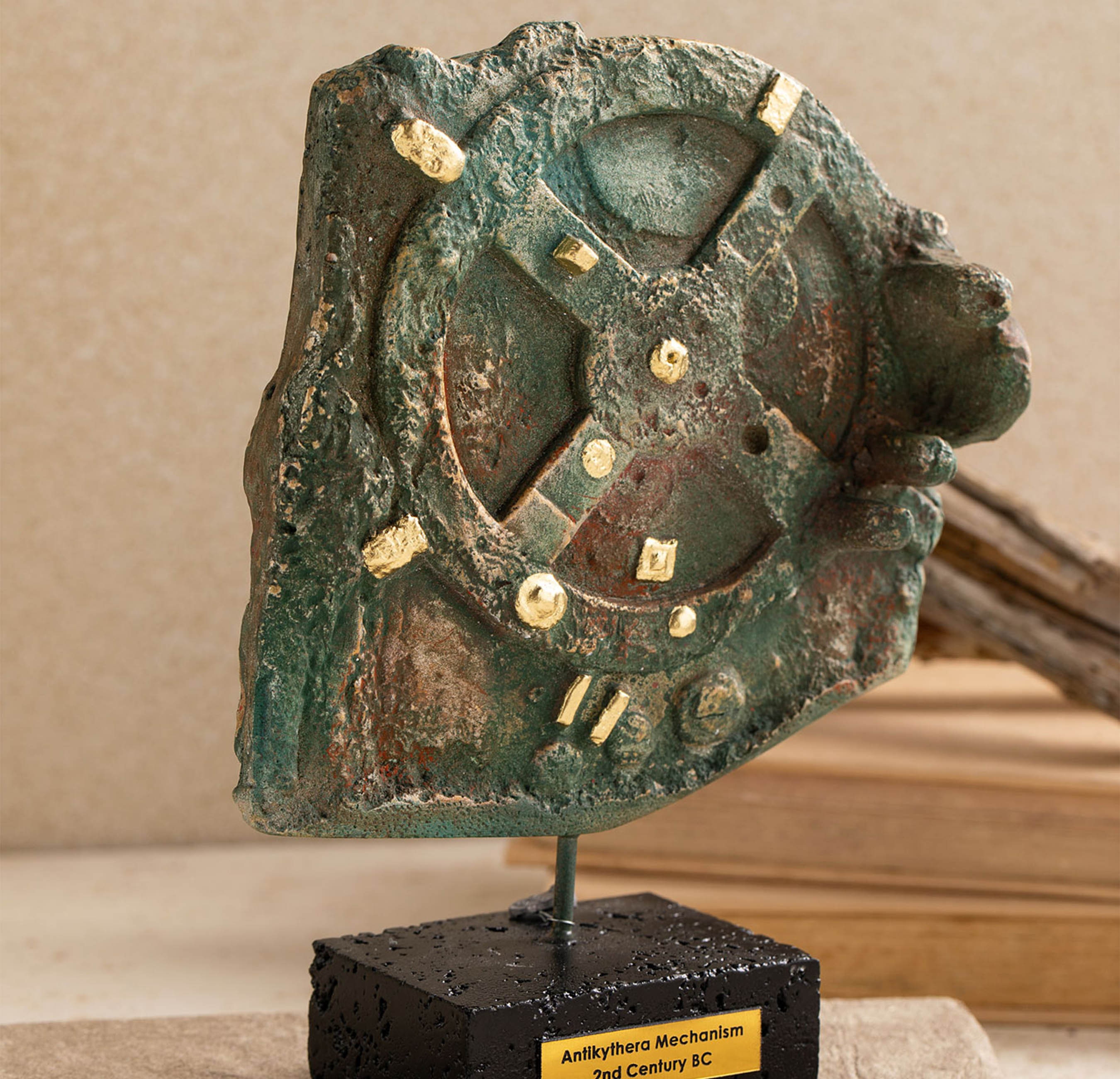 Antikythera Mechanism Device Computer Famous Treasure Mystery Ancient ...