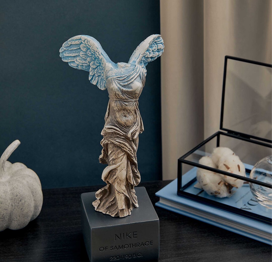 Winged Victory Nike of Samothrace Sculpture Ancient Greek Famous Statue ...