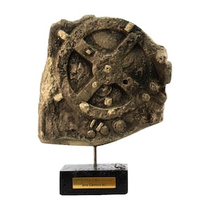 Antikythera Mechanism Device Computer Famous Treasure Mystery Ancient ...