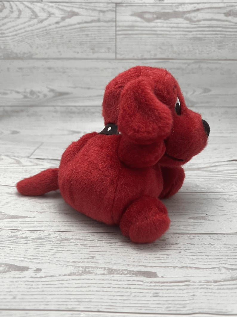 Limited Clifford the Big Red Dog Plush – Small Size, Cute Collectible ...