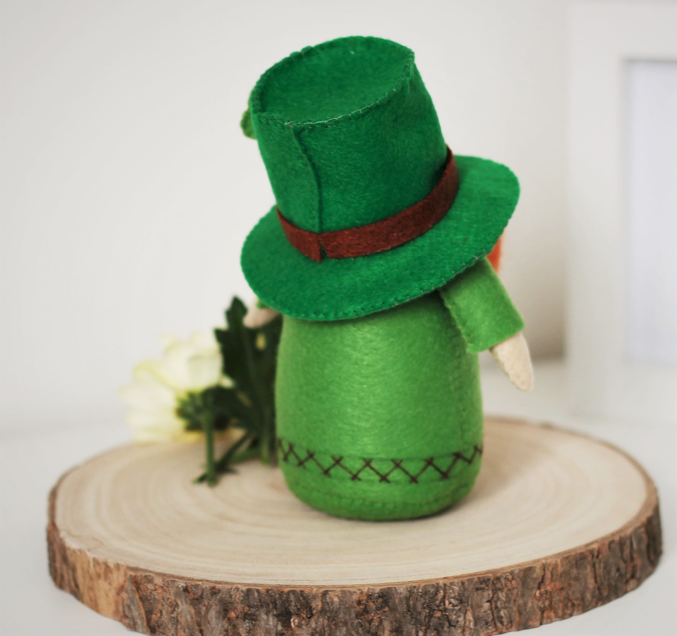 St. Patrick's Day Gnome Sewing Pattern PDF SVG, Green Clover Garland ...