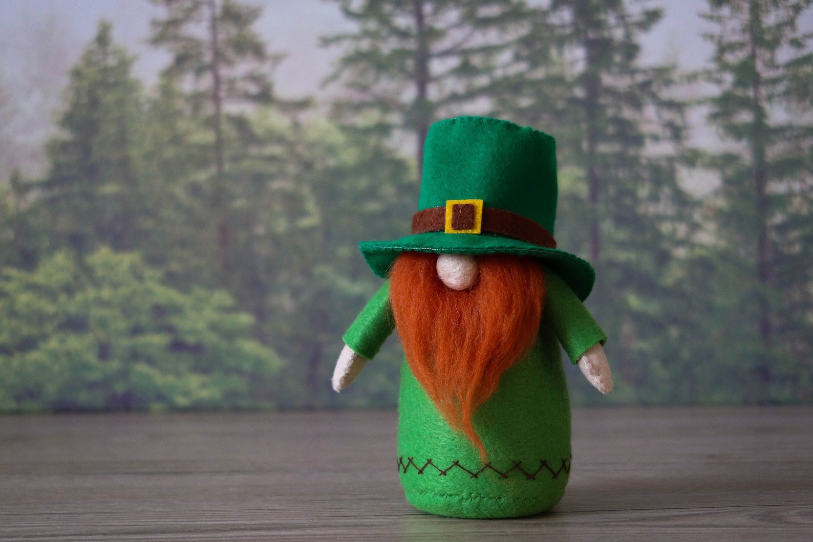 St. Patrick's Day Gnome Sewing Pattern PDF SVG, Green Clover Garland ...
