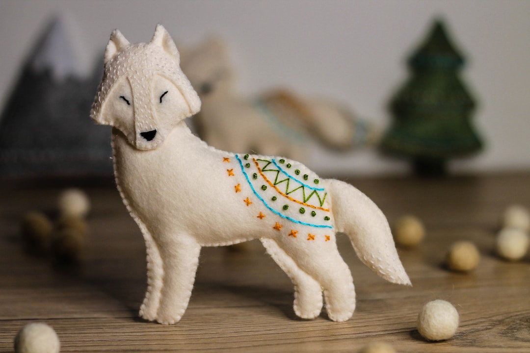White Wolf Sewing Pattern | Christmas Ornaments PDF | Polar Felt ...