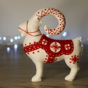 Christmas Goat Sewing Pattern, Felt Julbock PDF SVG Pattern, Christmas ...