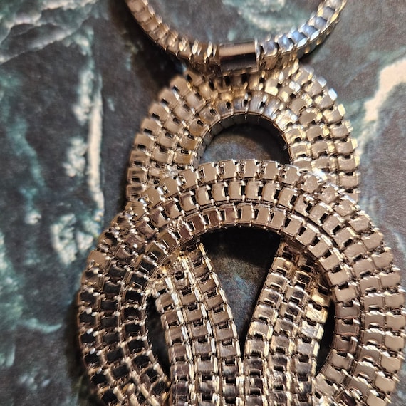 Vintage Box Chain Pendant and Long Chain. Intertwined… - Gem