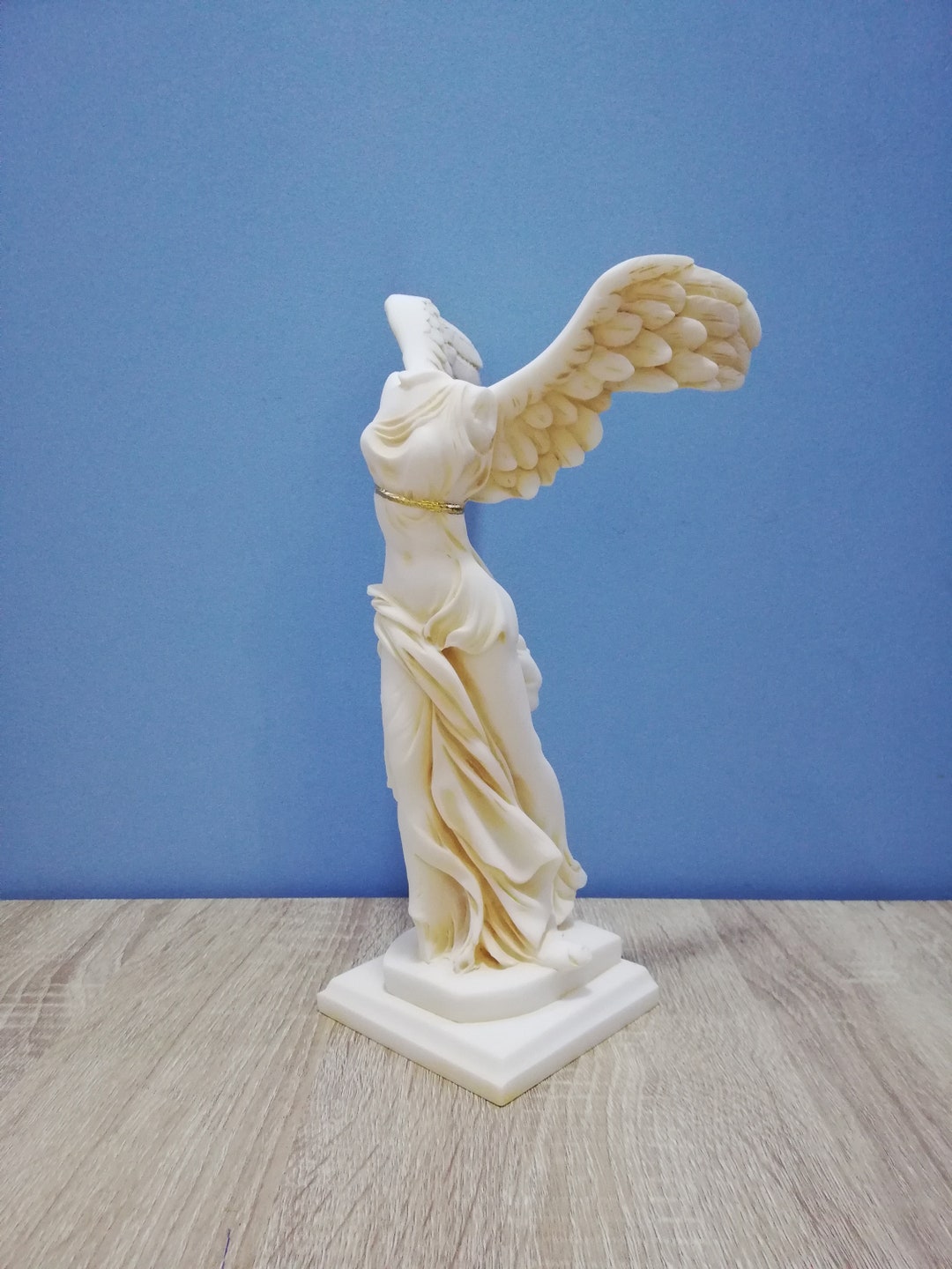 Nike di Samotracia La Vittoria Alata 29,5 cm-11,6 pollici Il simbolo ...