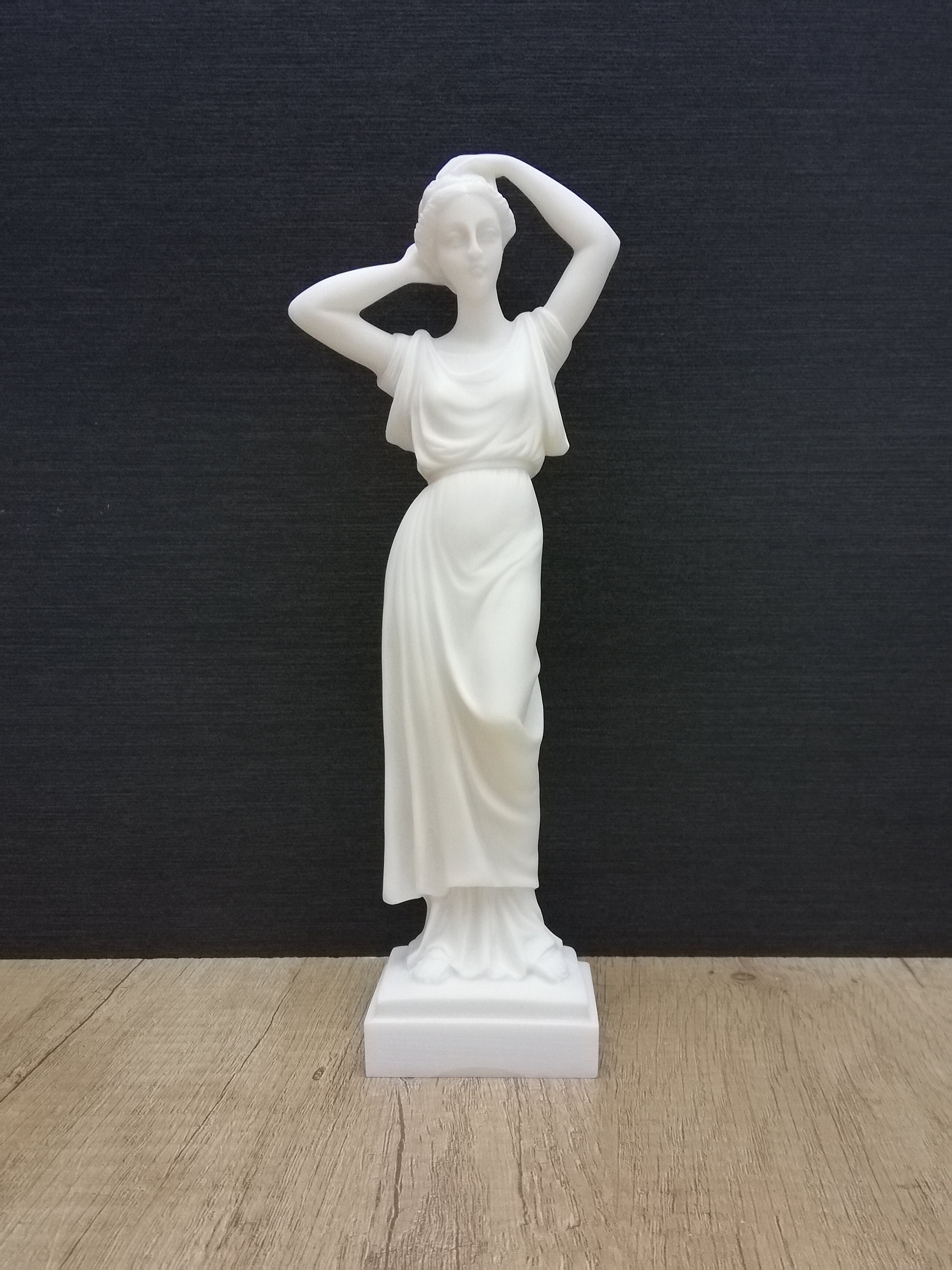 Famous Greek Statues