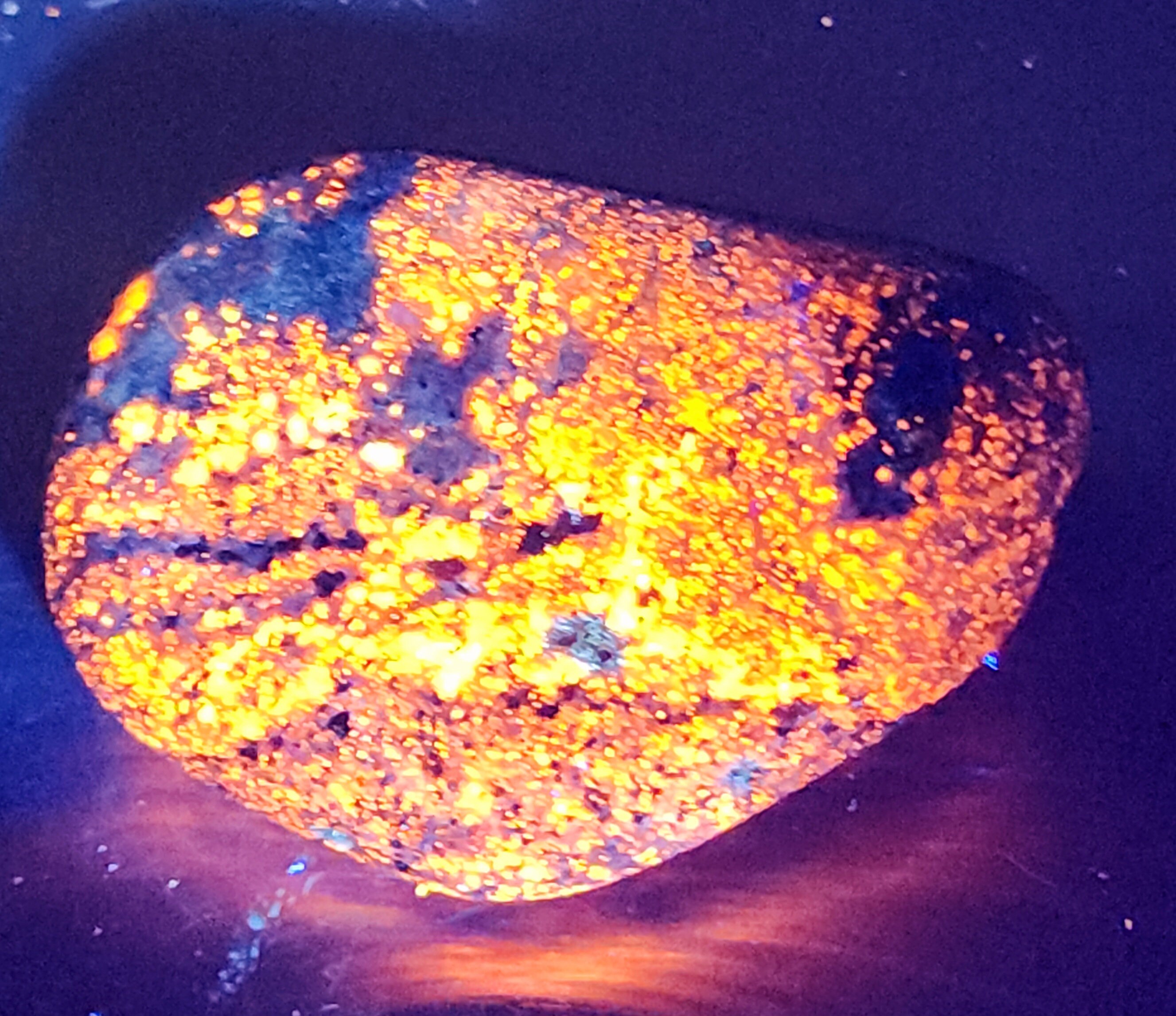 Yooperlite, Yooperstone, Emberlite, Collectors Piece Fluorescent ...